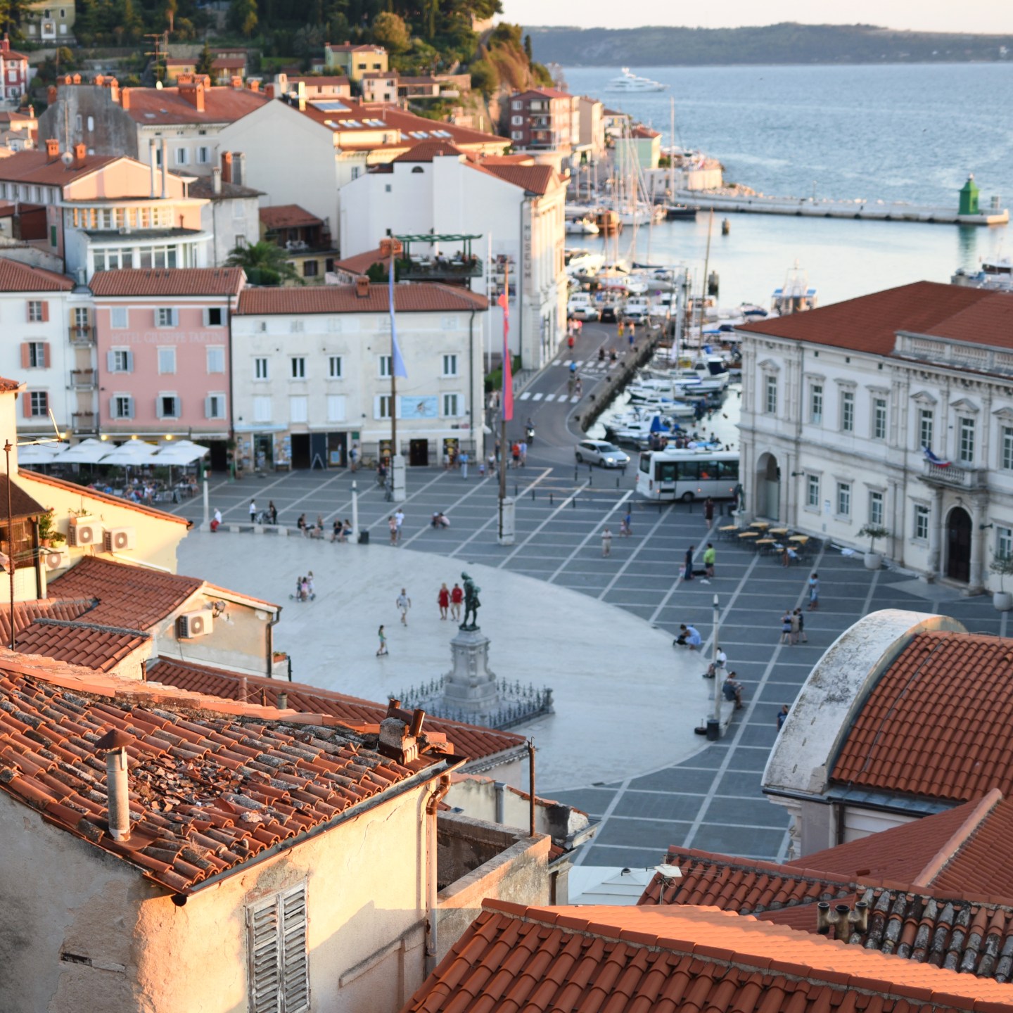 road trip po Slovinsku I. | Koper & Piran | fresshion